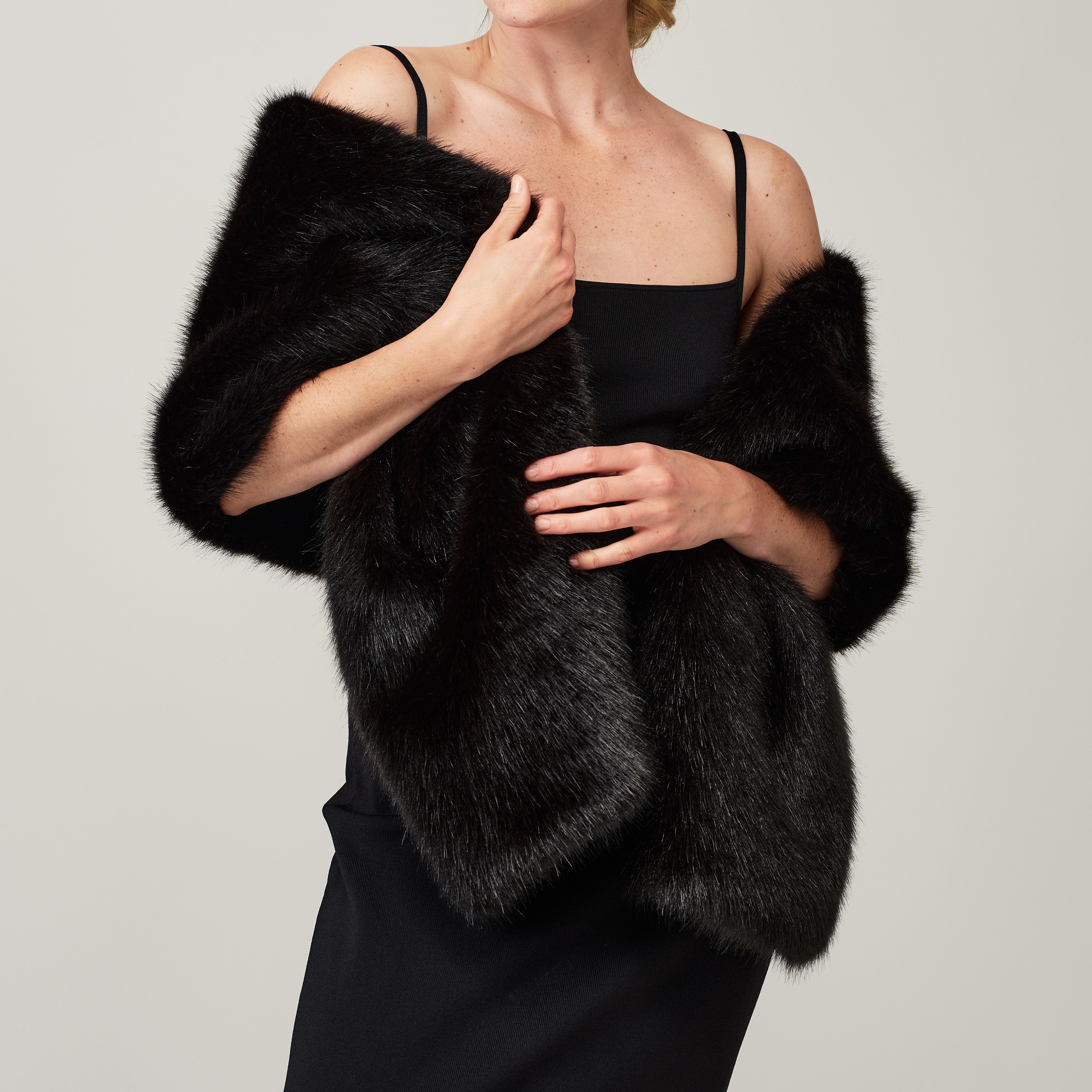 Ede & Ravenscroft | Helen Moore Jet Stole Scarf | Black